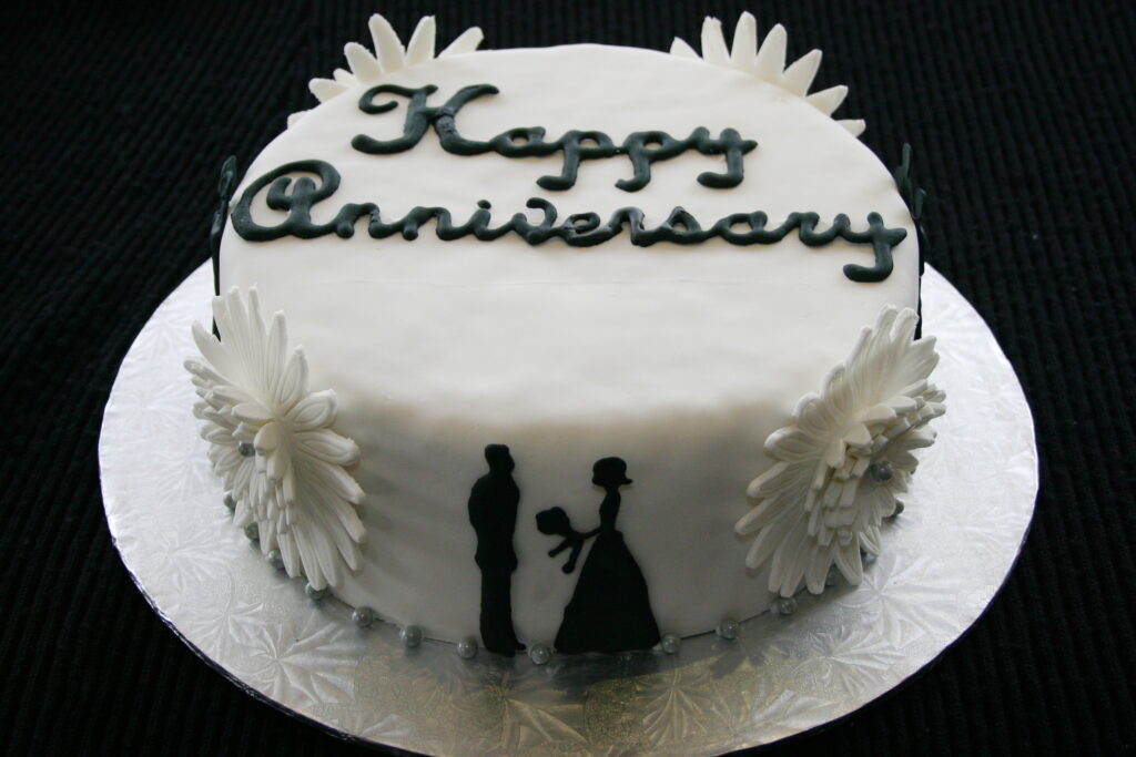 Happy 4th Anniversary Cake Jerusalem Temptations